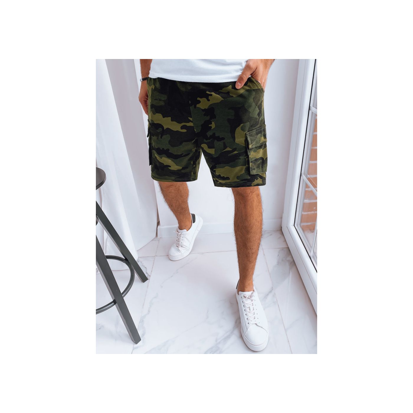 Pánské zelené camo cargo kraťasy Dstreet