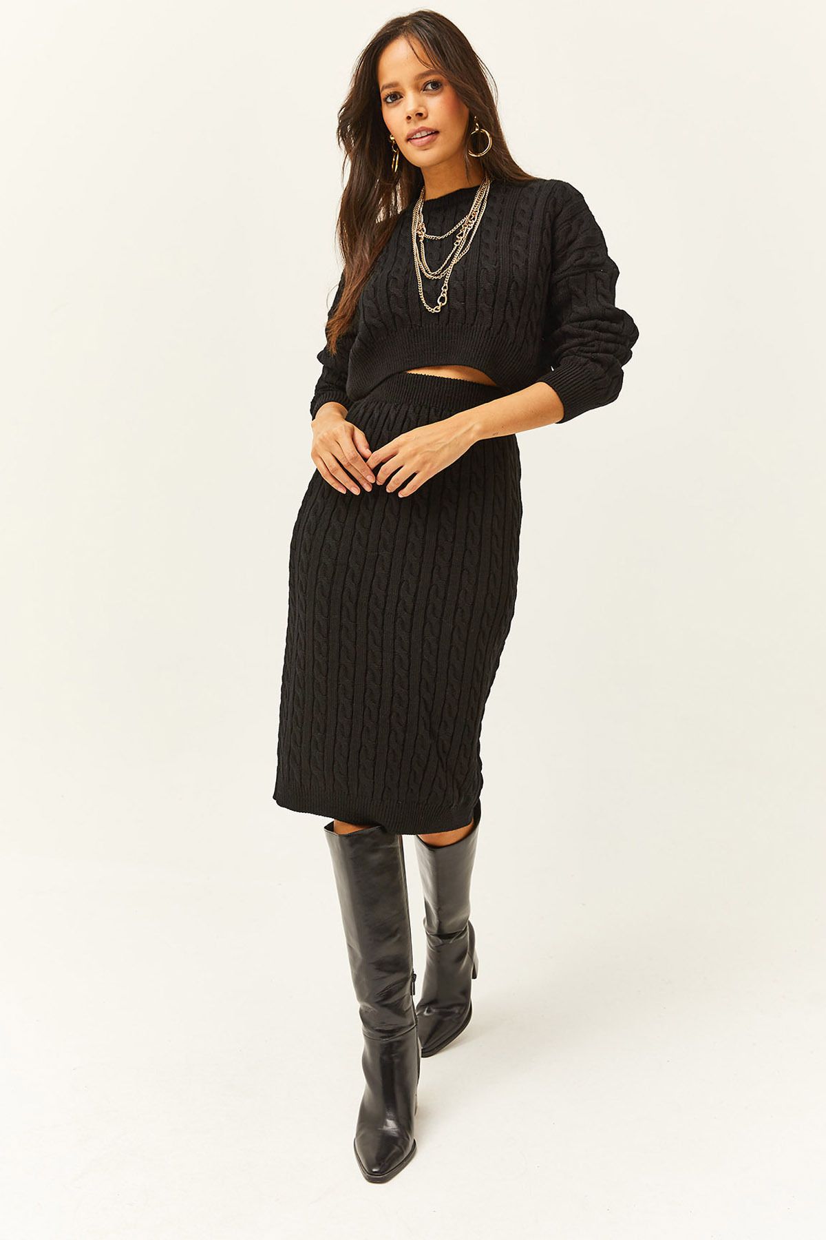 Olalook Women's Black Top Sweater Bottom Midi Skirt Hair Braided Suit