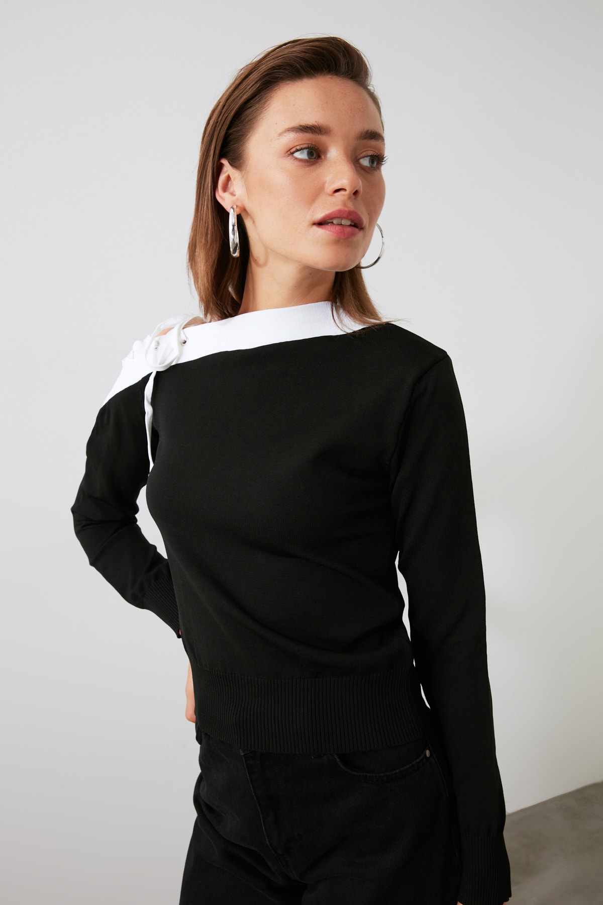 Pulover dama, Trendyol Lace detailed