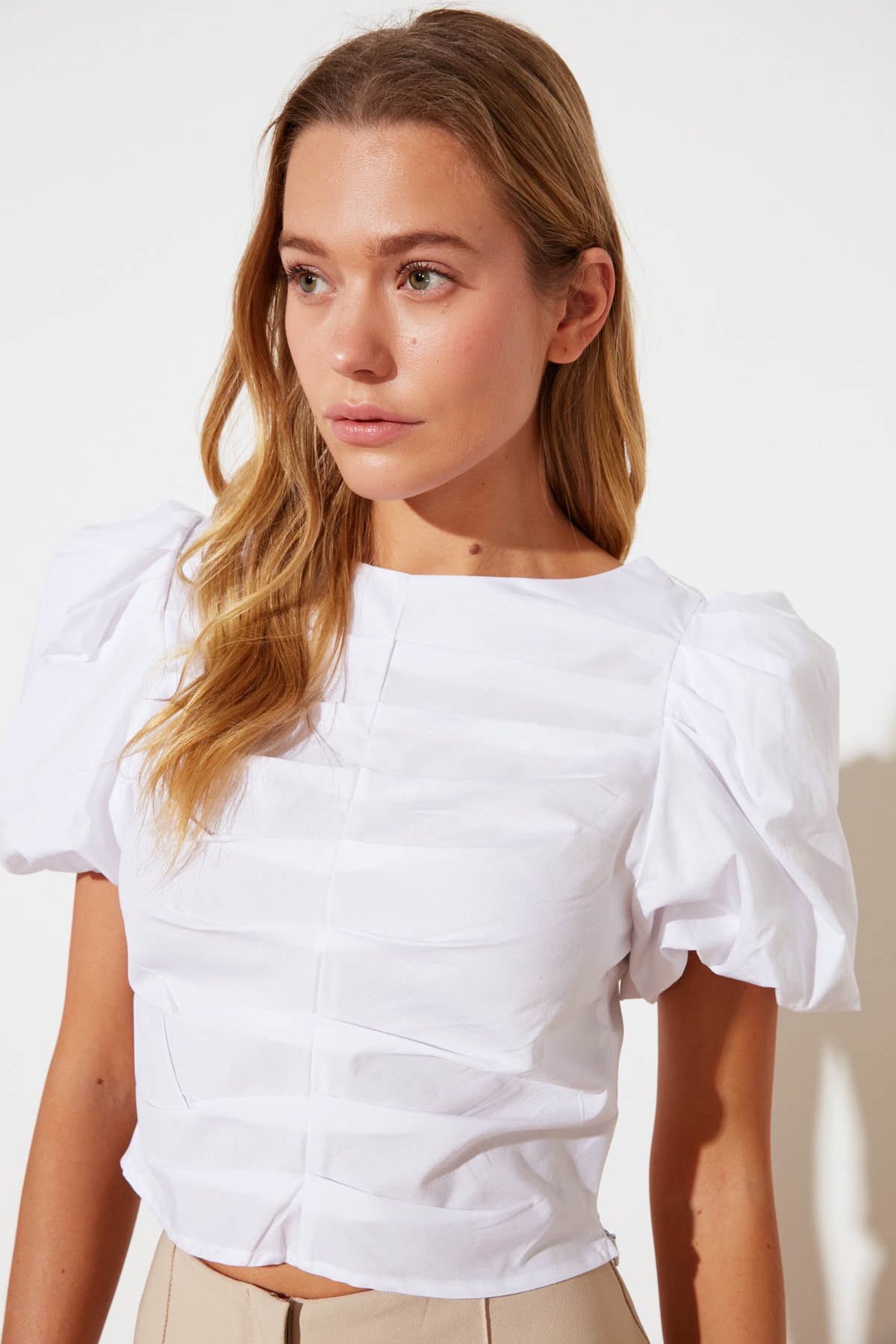Trendyol White Balloon Sleeve Blouse