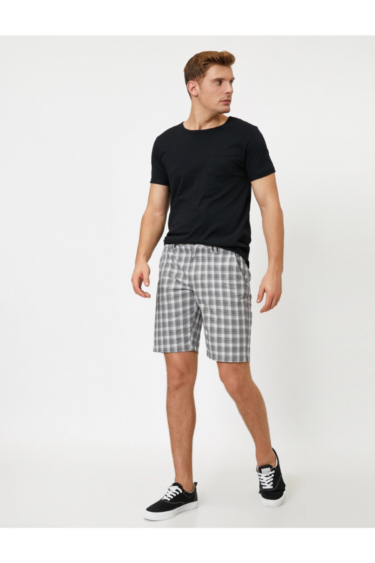 Koton Men's Gray Normal Waist Pocket Detailed Shorts Checked Shorts