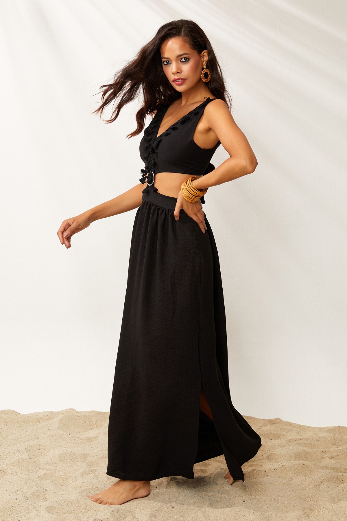 Cool & Sexy Women's Black Decollete Dress