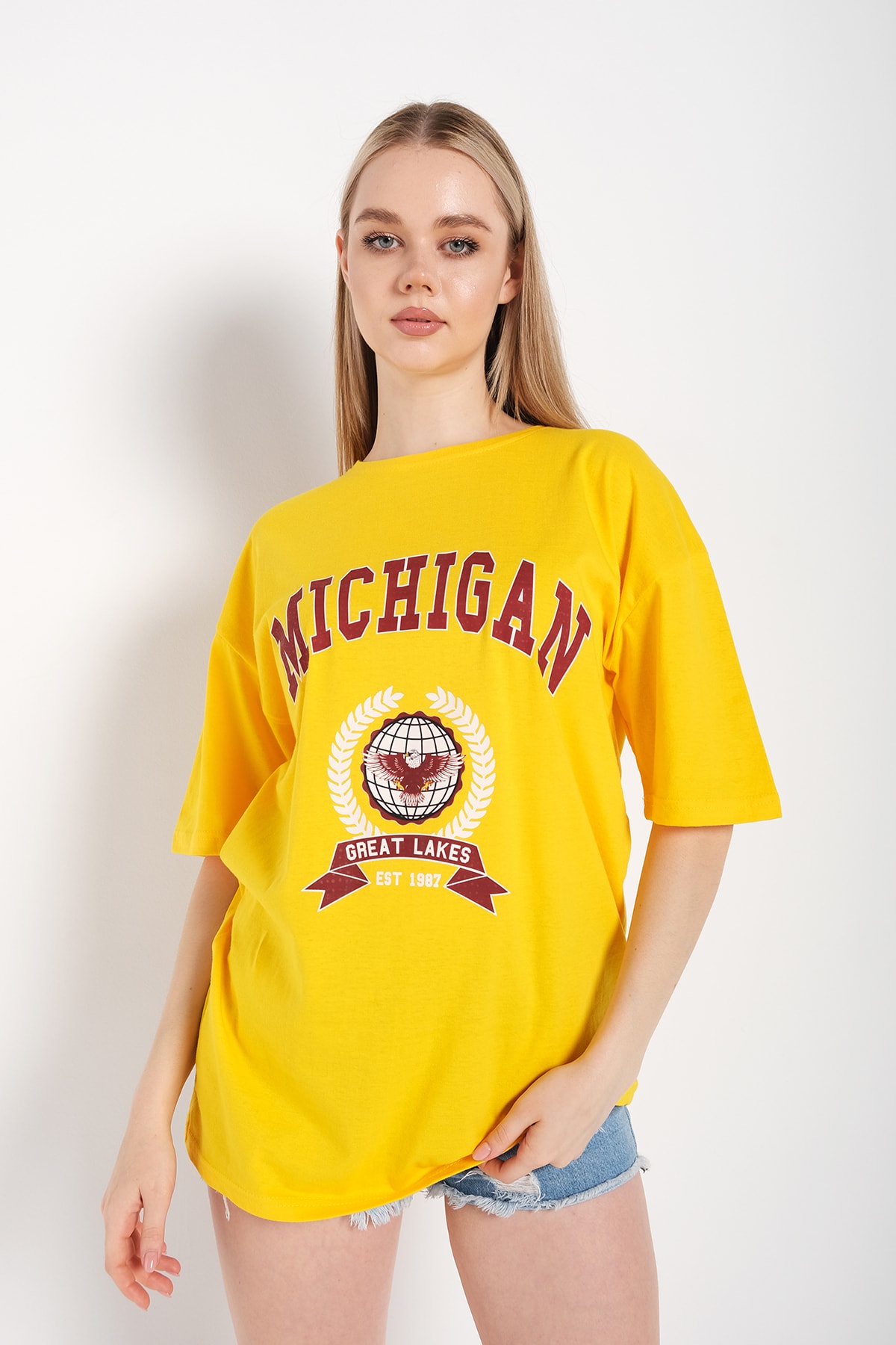 Know Women's Yellow Michigan Eagle Oversized T-shirt