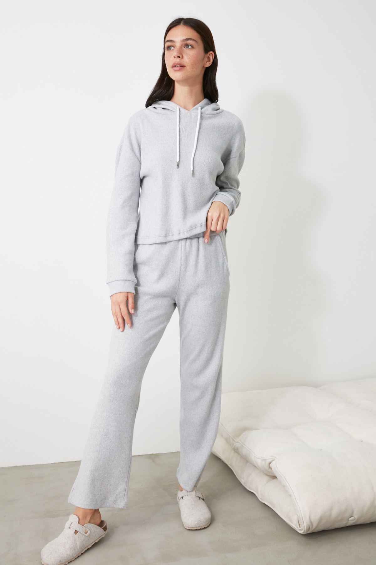 Trendyol Gray Croissant Collar Knitted Pyjama Suit