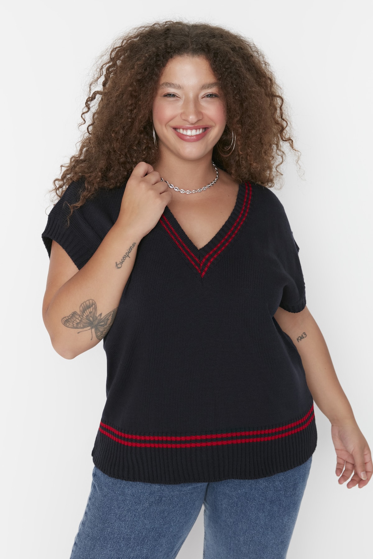 Trendyol Curve Plus Size Sweater Vest - Dark blue - Regular fit