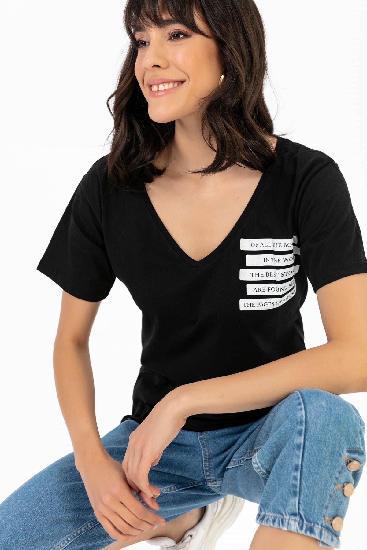 By Saygı V-Neck Text Printed T-shirt Black