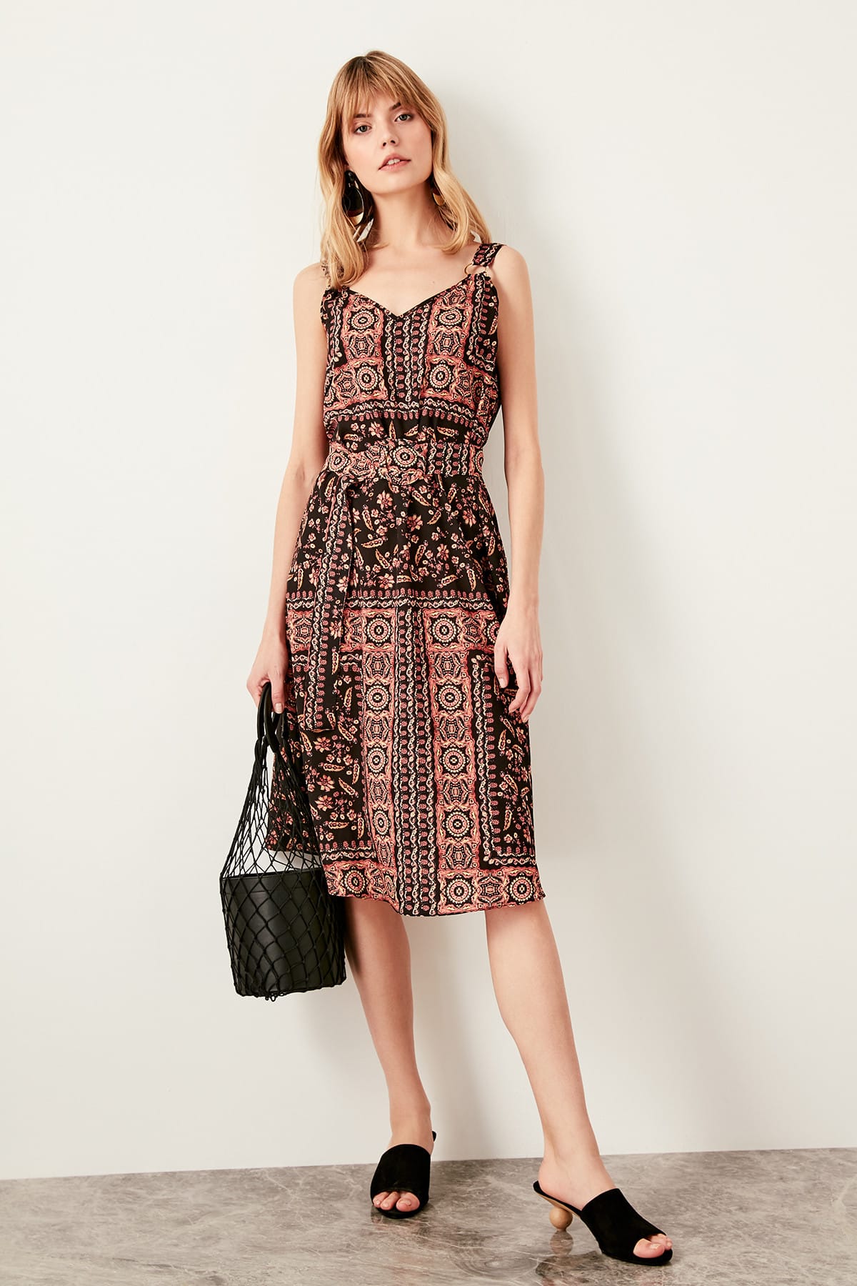 Trendyol Black Patterned Dress