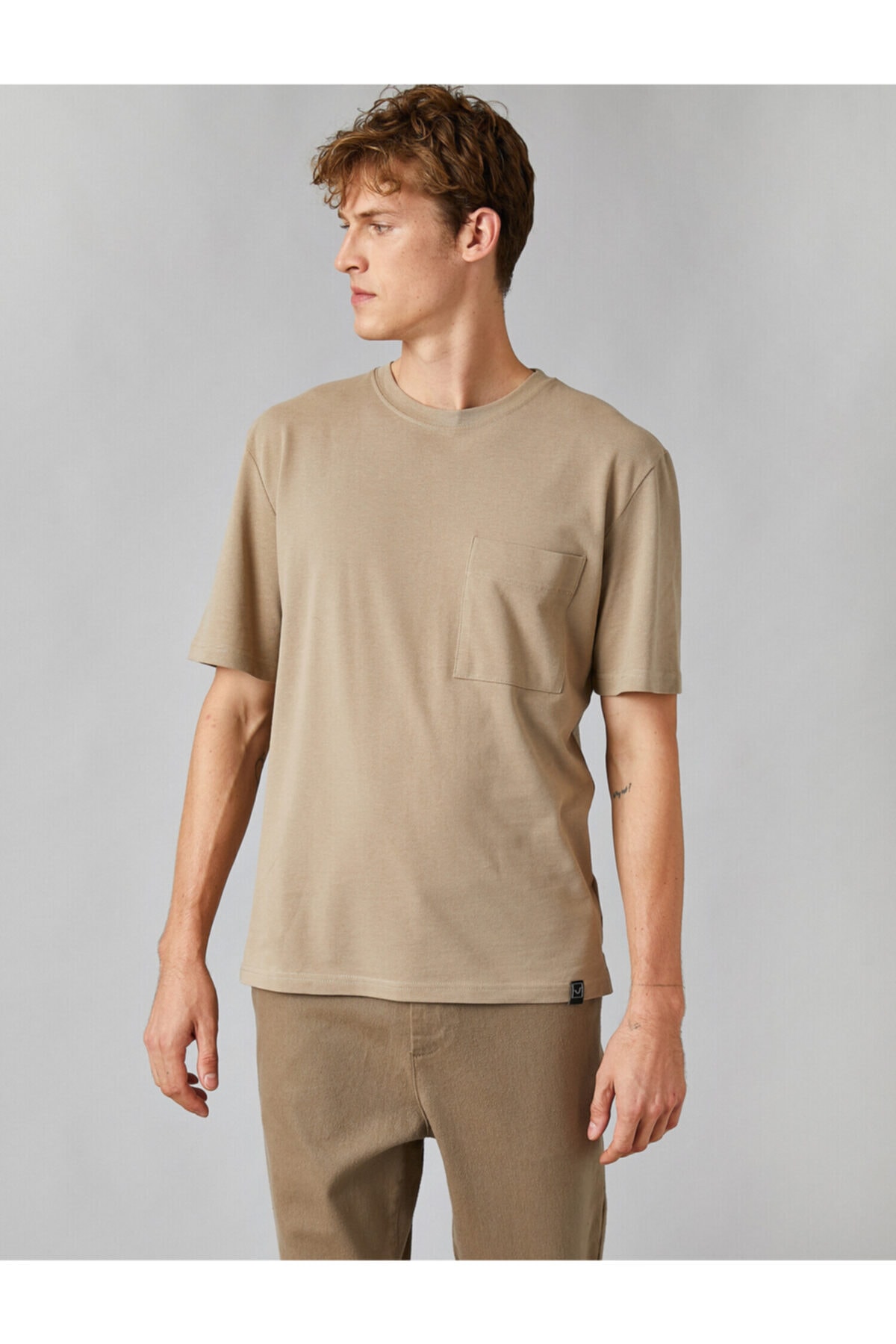 Koton Women's Beige Beige Basic Tshirt with Pockets