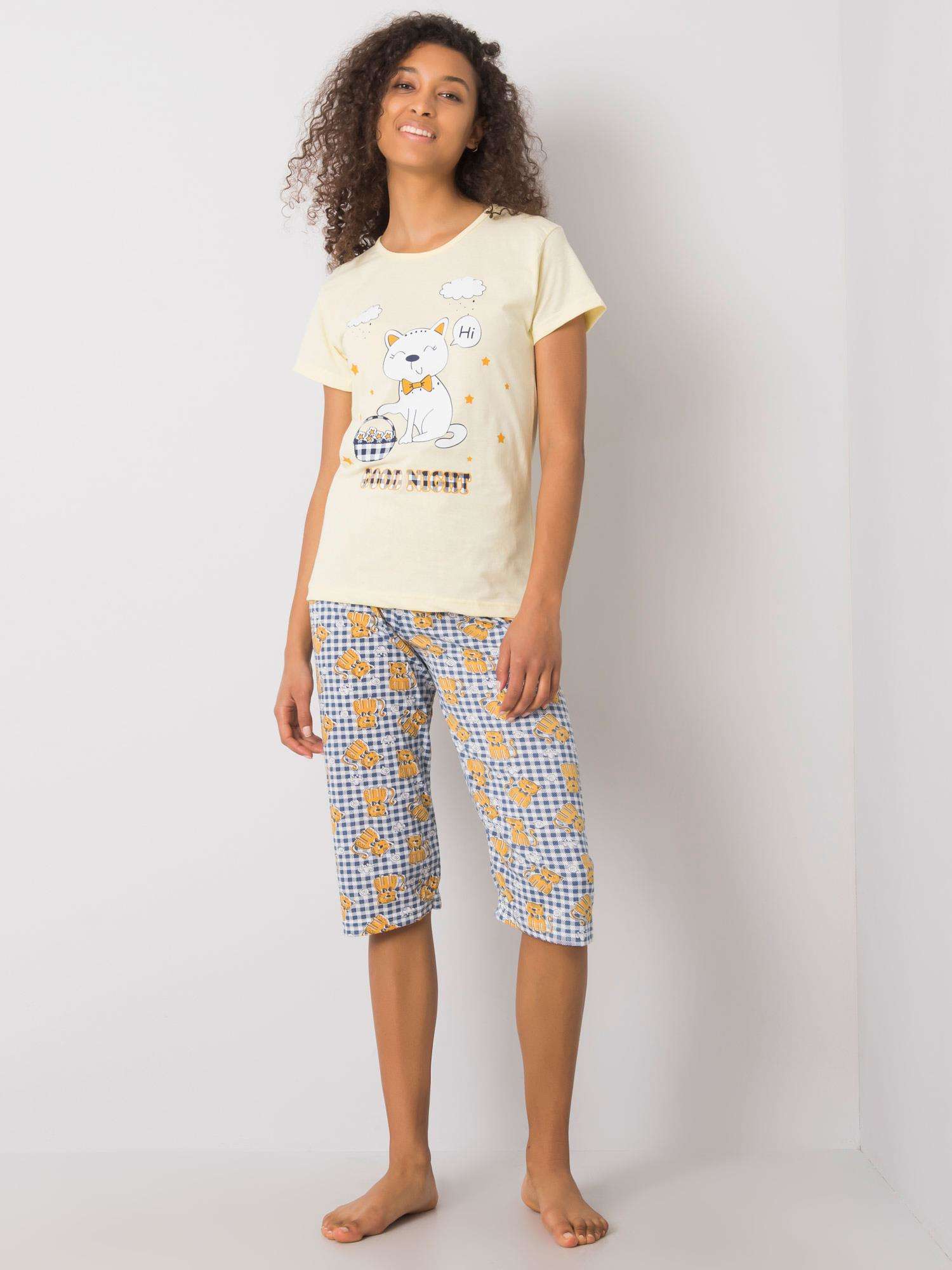 Women's yellow patterned pajamas