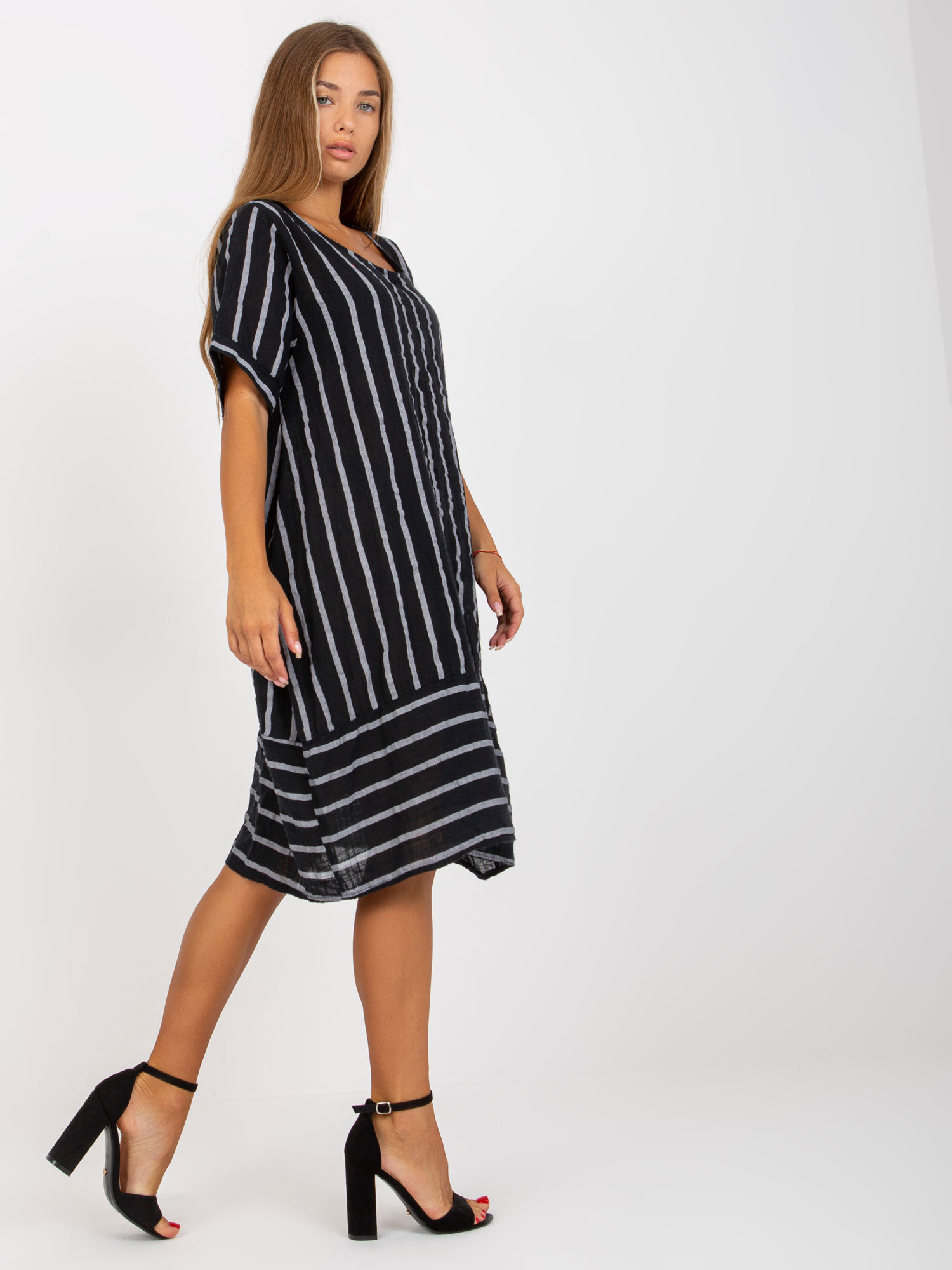 Black simple oversize dress with short sleeves